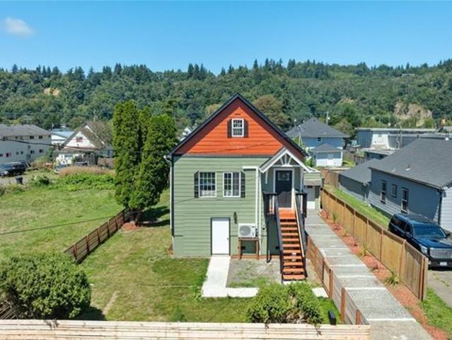 2415 Pacific Ave, Hoquiam, WA 98550
