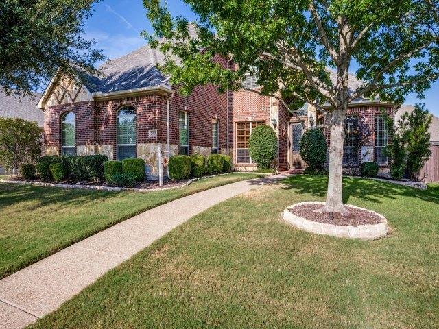 2415 Strathfield Ln, Trophy Club, TX 76262
