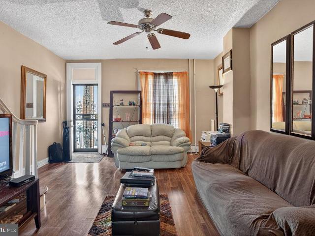 2415 S 61St Street