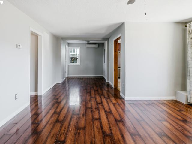 2415 SE 84TH AVE