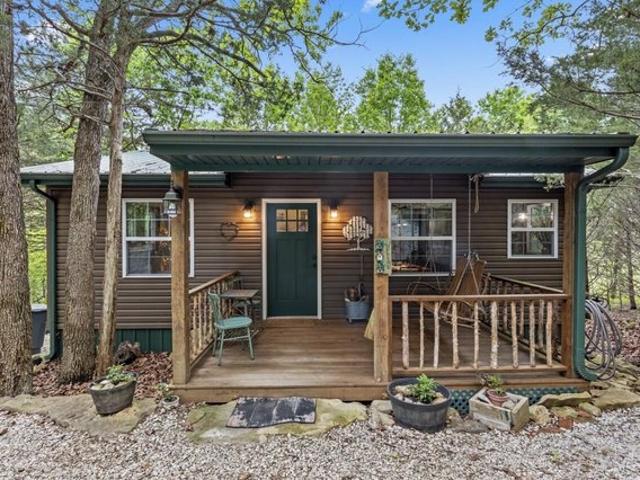 24164 Cottage Ln, Wheatland, MO 65779
