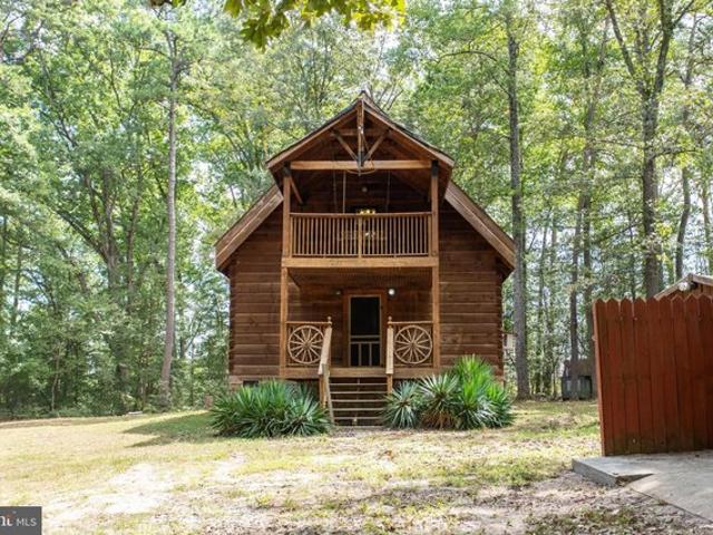 24165 Old C Rd, Ruther Glen, VA 22546