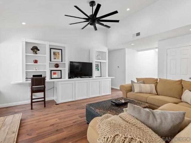 2416 Majano Pl