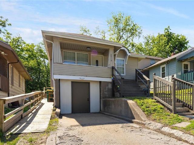 2416 N 20th Street