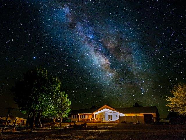 2416 N Waunita Ave, Kanab, UT 84741