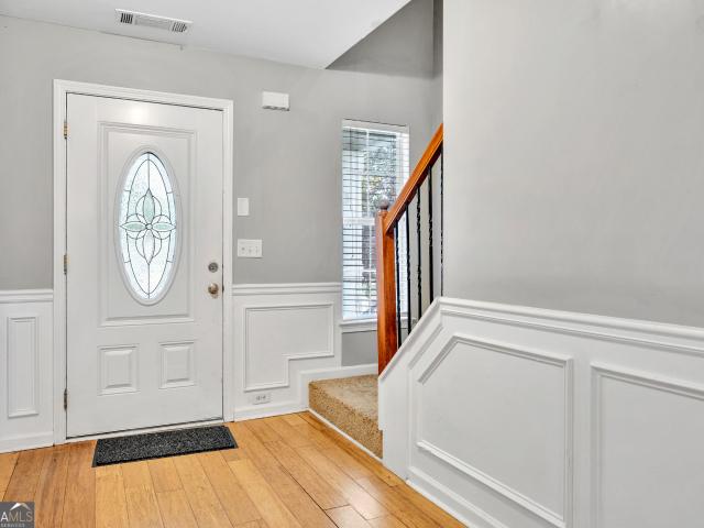 2416 Cornell Circle