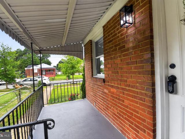 2416 Griffen Street