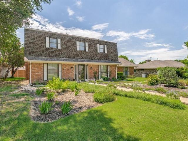 2416 Heather Hill Ln, Plano, TX 75075