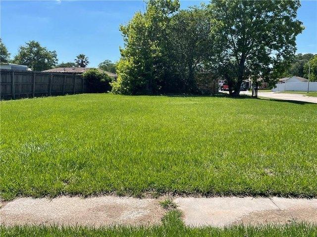 2416 Kinglet Dr Lot 305, Poydras, LA 70085