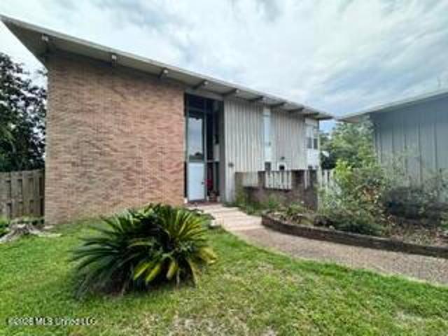 2416 Rolling Meadows Road
