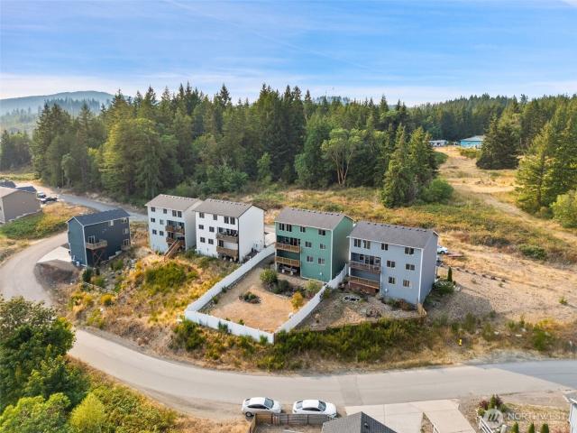 2416 W Echo bay Dr