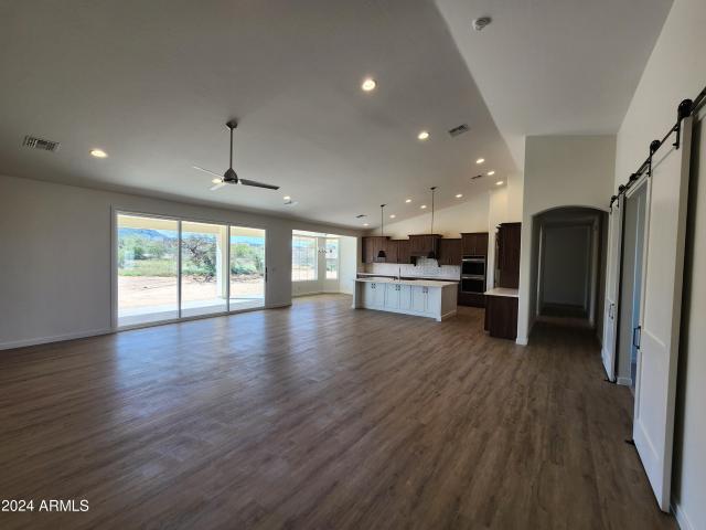 2416 w jens way