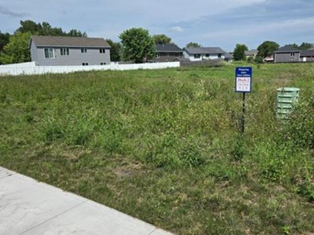 24179 Polk St NE, Bethel, MN 55005