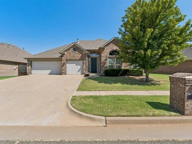 2417 NW 180th St, Edmond, OK 73012