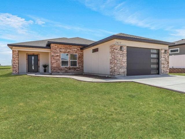 2417 N Jackson St, Jerome, ID 83338