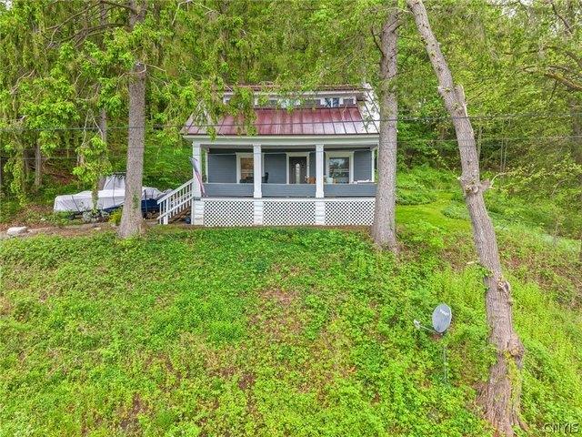 2417 Onativia Rd, La Fayette, NY 13084