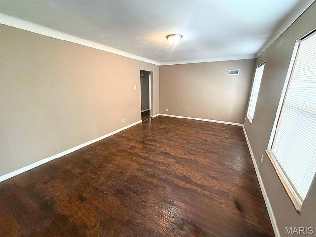 2417 Fair Acres Rd, St. Louis, MO 63136 | Compass