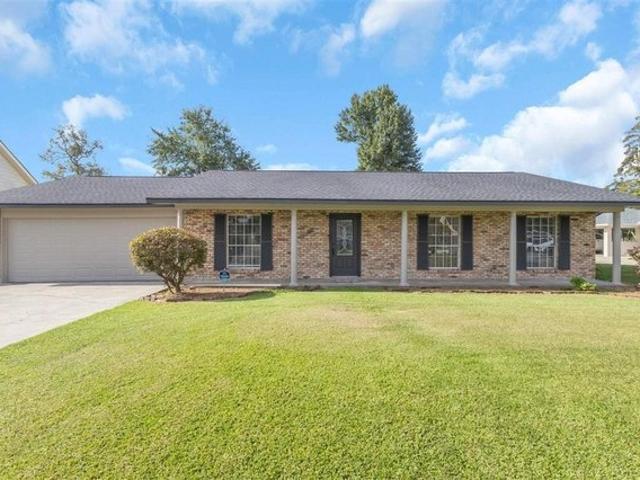 2417 Francis Dr, Lake Charles, LA 70605