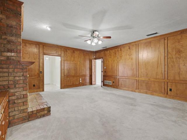 2417 Peachtree Lane