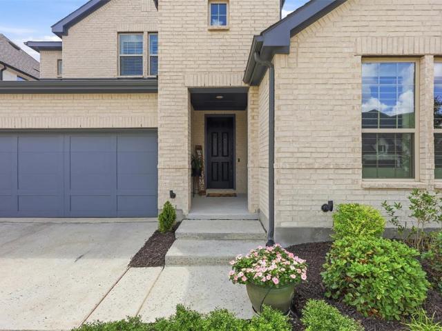 2417 Plumeria Lane