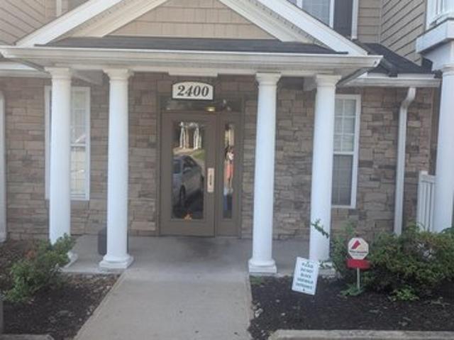 2417 Suncrest Village St, Morgantown, WV 26505
