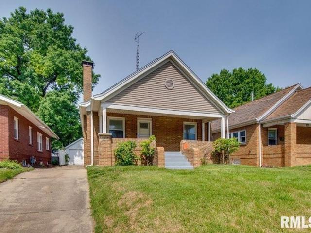 2417 S 6th St, Springfield, IL 62703