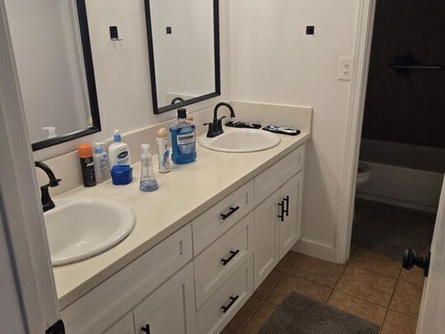 2417 S Budlong Avenue U#1 R#2