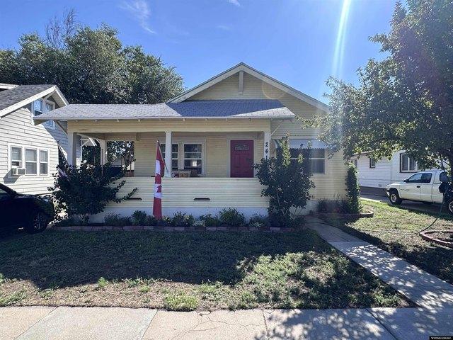 2417 W B St, Torrington, WY 82240