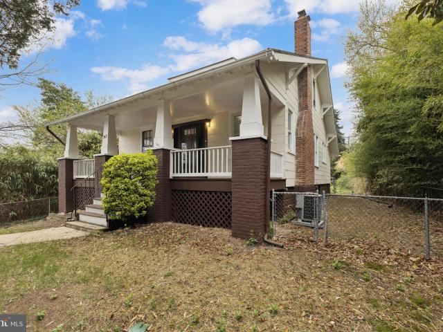 2417 Washington Blvd, Arlington, VA 22201 | MLS #VAAR2070 | Compass