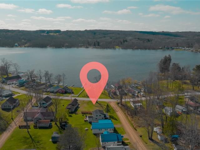 24186 Lakeview Dr