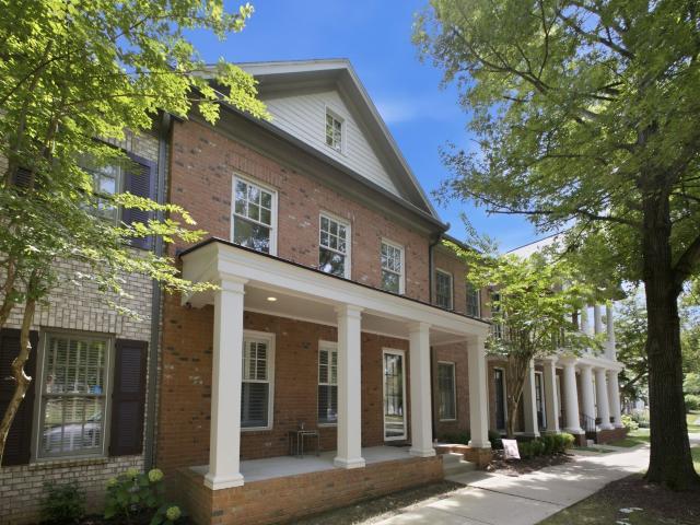 2418 Clare Park Dr