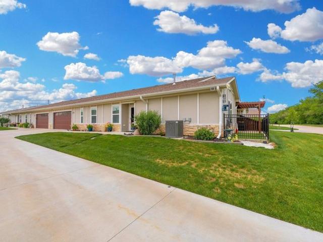 2418 E Madison Ave, Derby, KS 67037