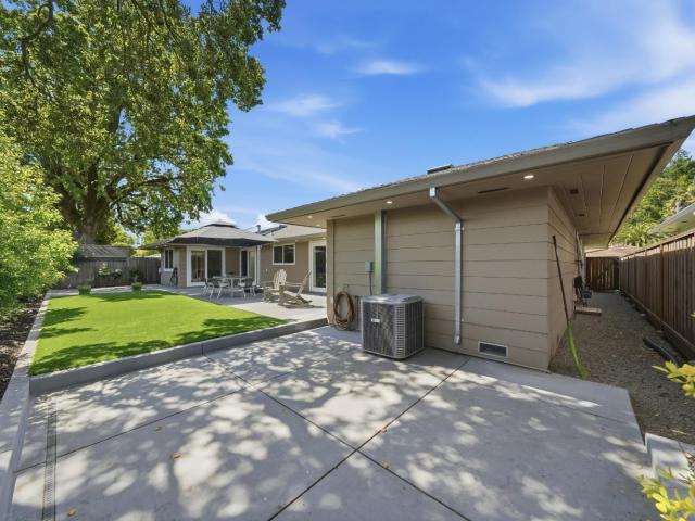 2418 Grahn Dr, Santa Rosa, CA 95404 | MLS #326037