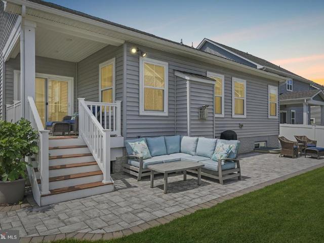 2418 Kanawha Lane