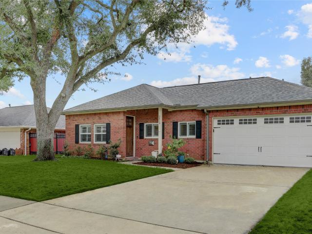 2418 Lazybrook Drive