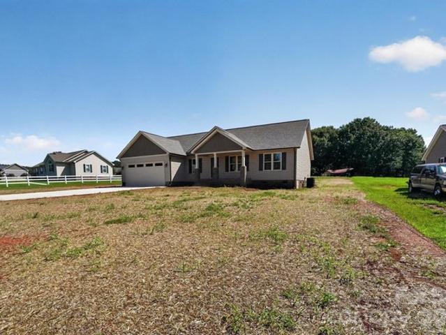 2418 Rock Dam Rd, Lincolnton, NC 28092