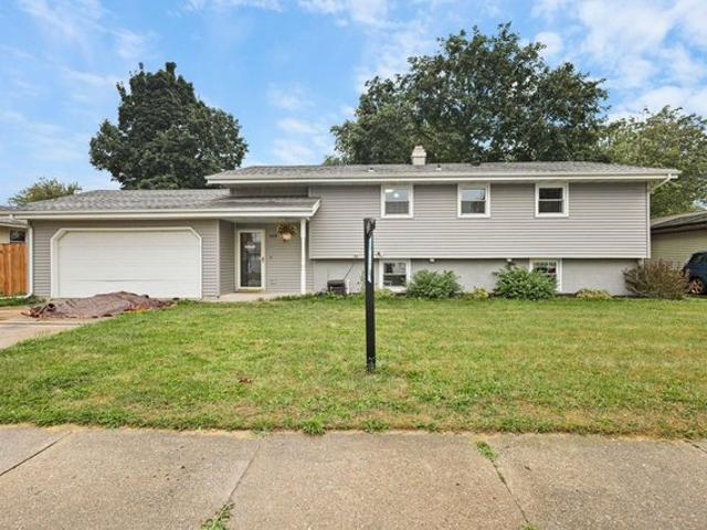 2418 Wesley Ave, Janesville, WI 53545