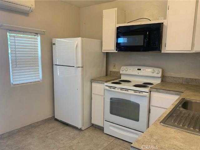 24191 Magnolia