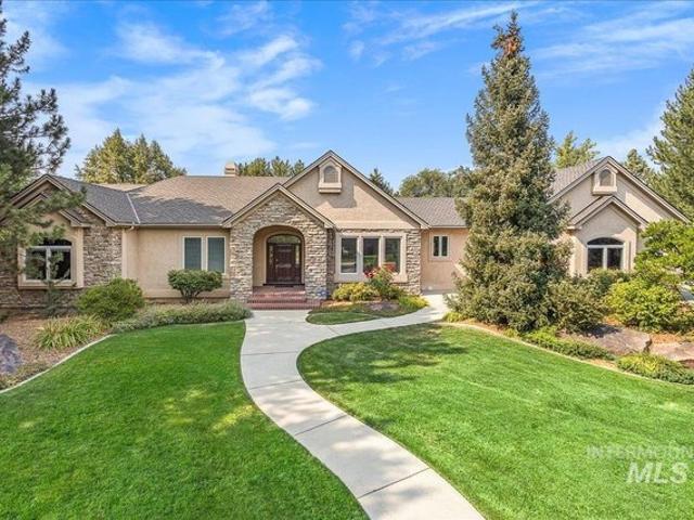 2419 N Sevenoaks Pl, Eagle, ID 83616