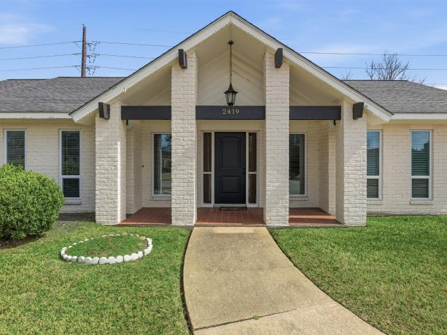 2419 Briarlee Dr, Houston, TX 77077 | MLS #20154