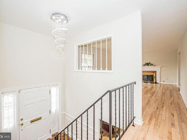 2419 Caron Lane