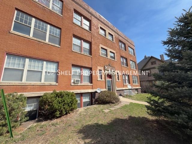 2419 Cottage Grove Ave Unit, 1 bed, 1 full bath