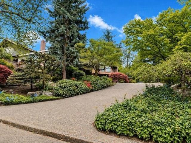 2419 Federal Ave E, Seattle, WA 98102