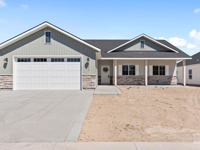 2419 Lotus Ave, Burley, ID 83318