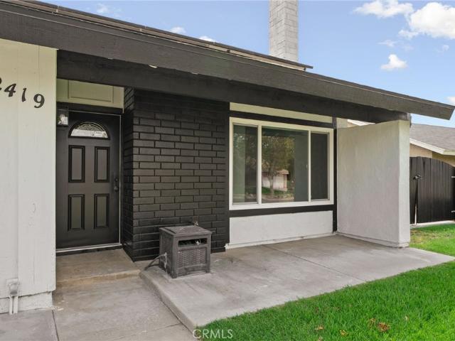 2419 S Woodlark