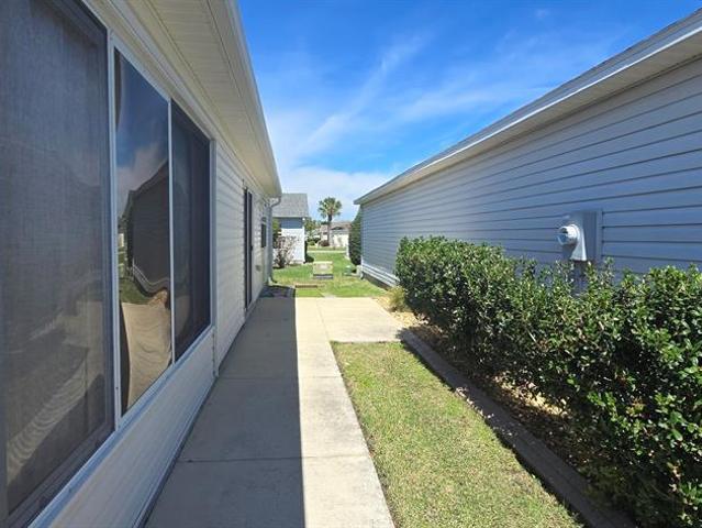 2419 Southern Oak St, The Villages, FL 32162 | MLS #OM721230 | Compass