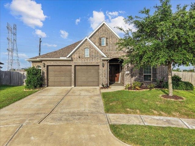 2419 Trocadero Ln, League City, TX 77573