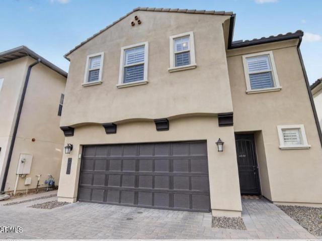 2419 w gloria lane