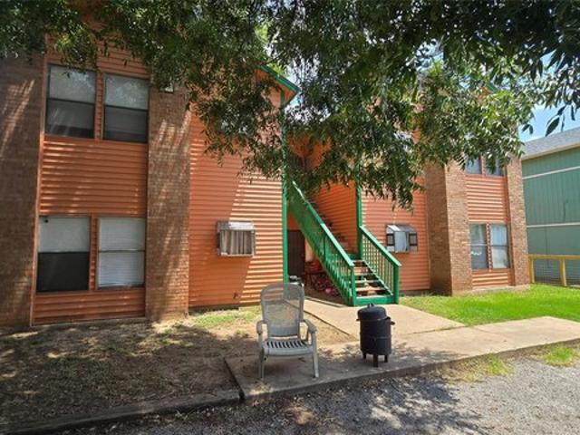 2419 W Slaughter Ln, Austin, TX 78748