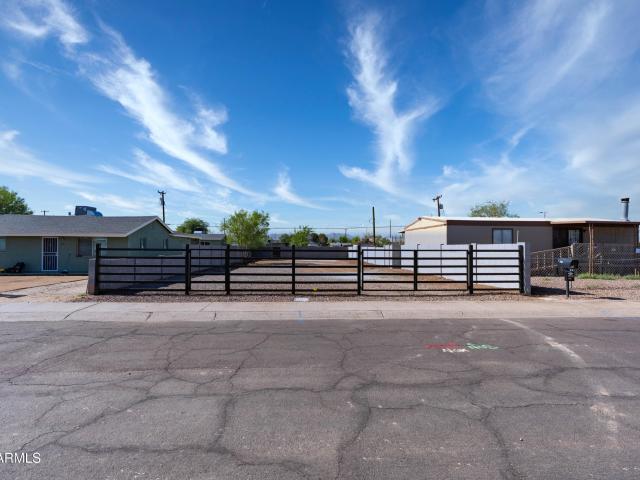 2419 W YUMA Street # 4